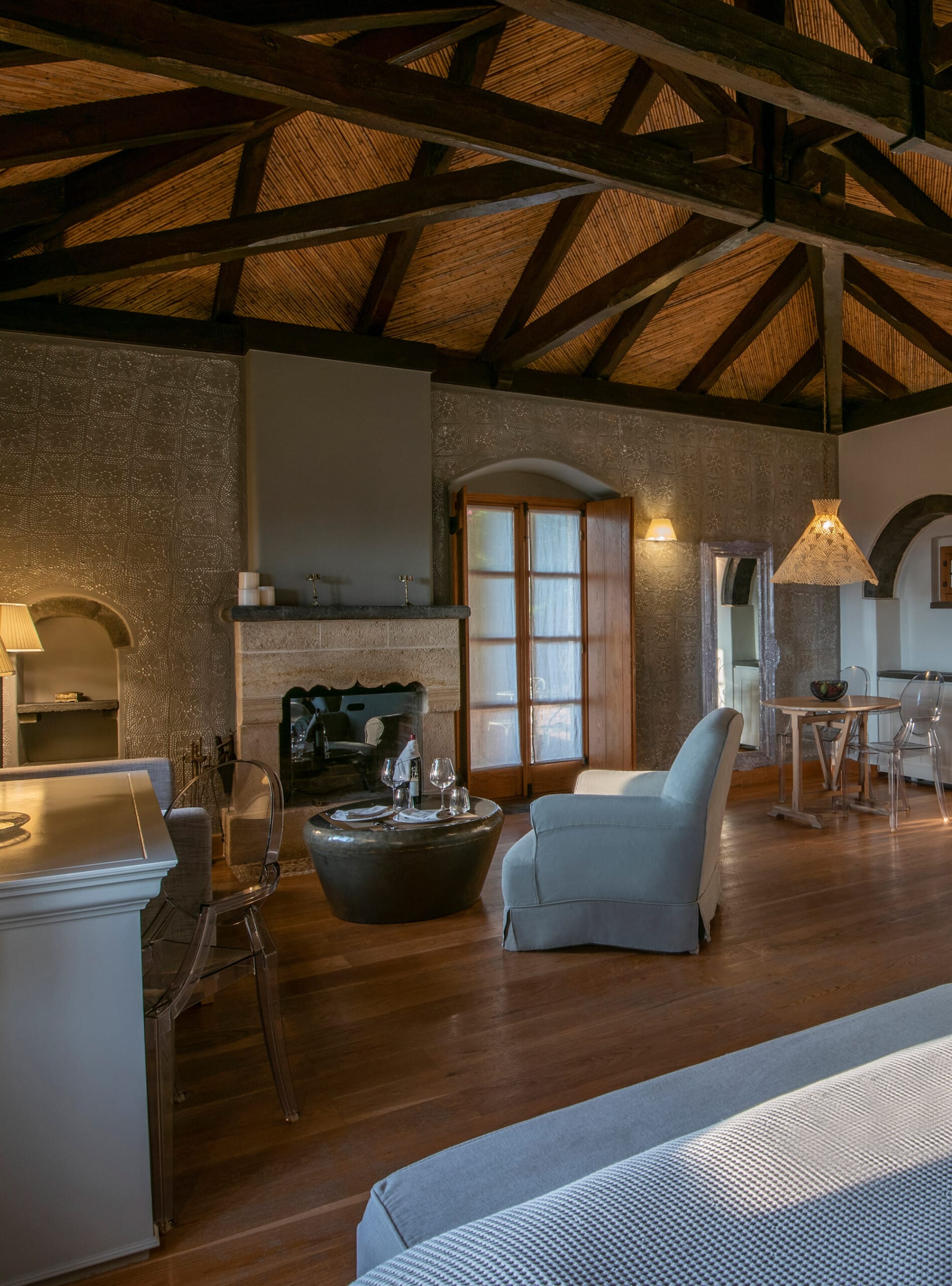 Historical luxury 5 star hotel in Monemvasia | Kinsterna Hotel